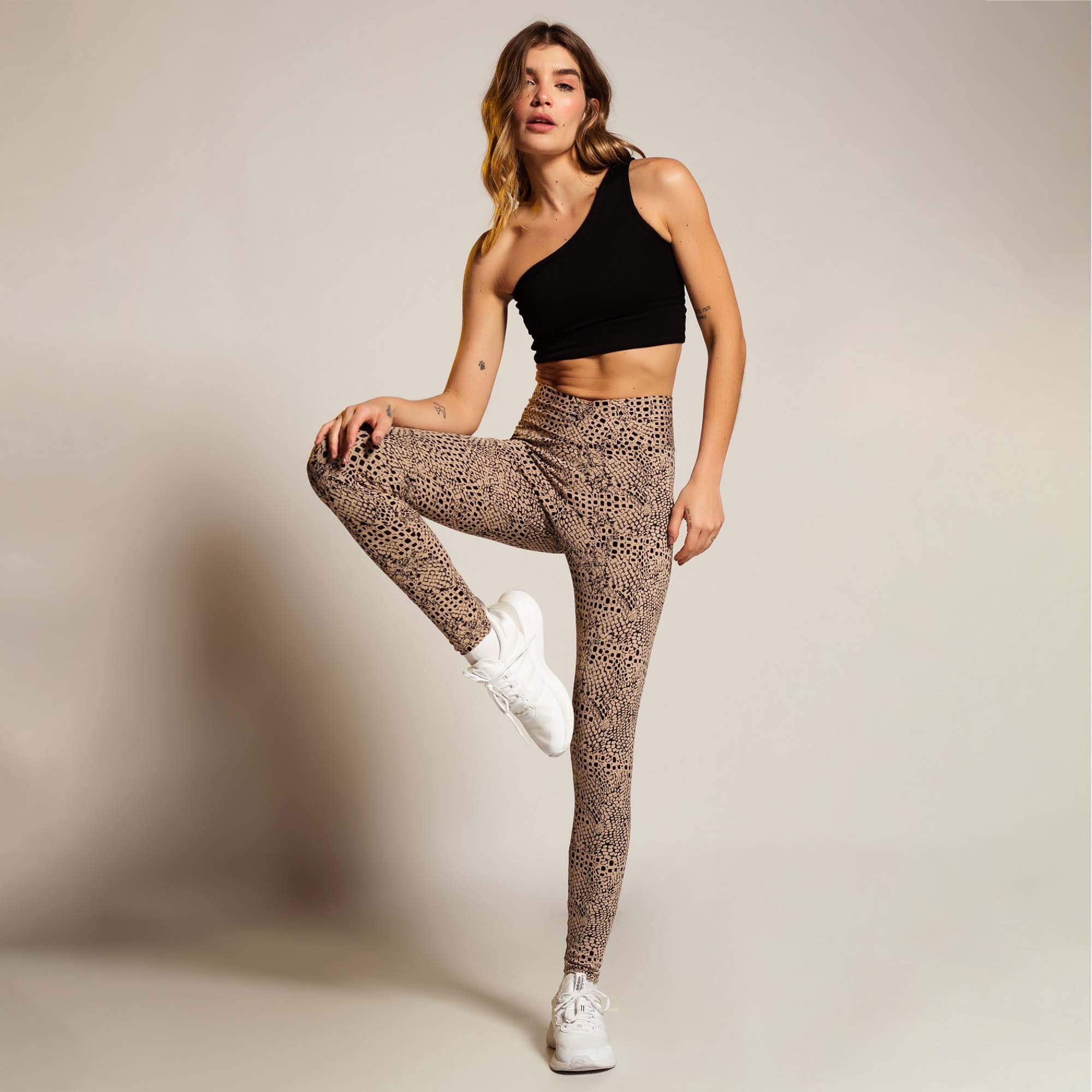 Top preto rib shoulder - Lett Sports